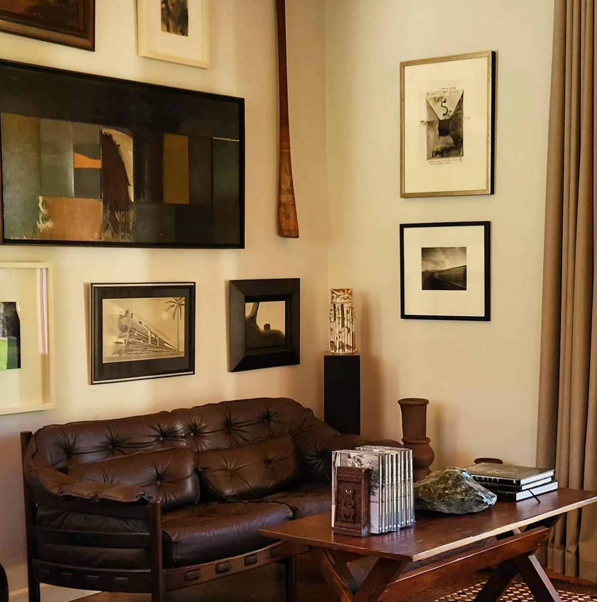 Tasting Room & Art Gallery – Coxs' Vineyard